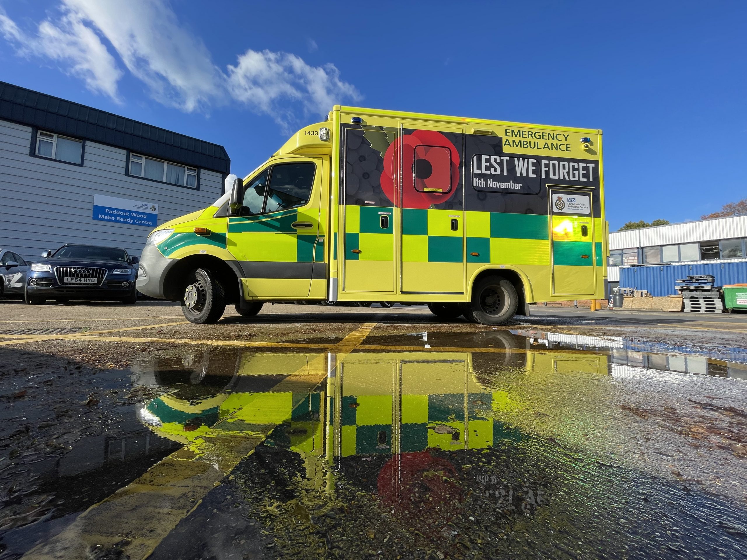 SECAmb ambulances to feature Poppy Appeal images - NHS South East Coast ...