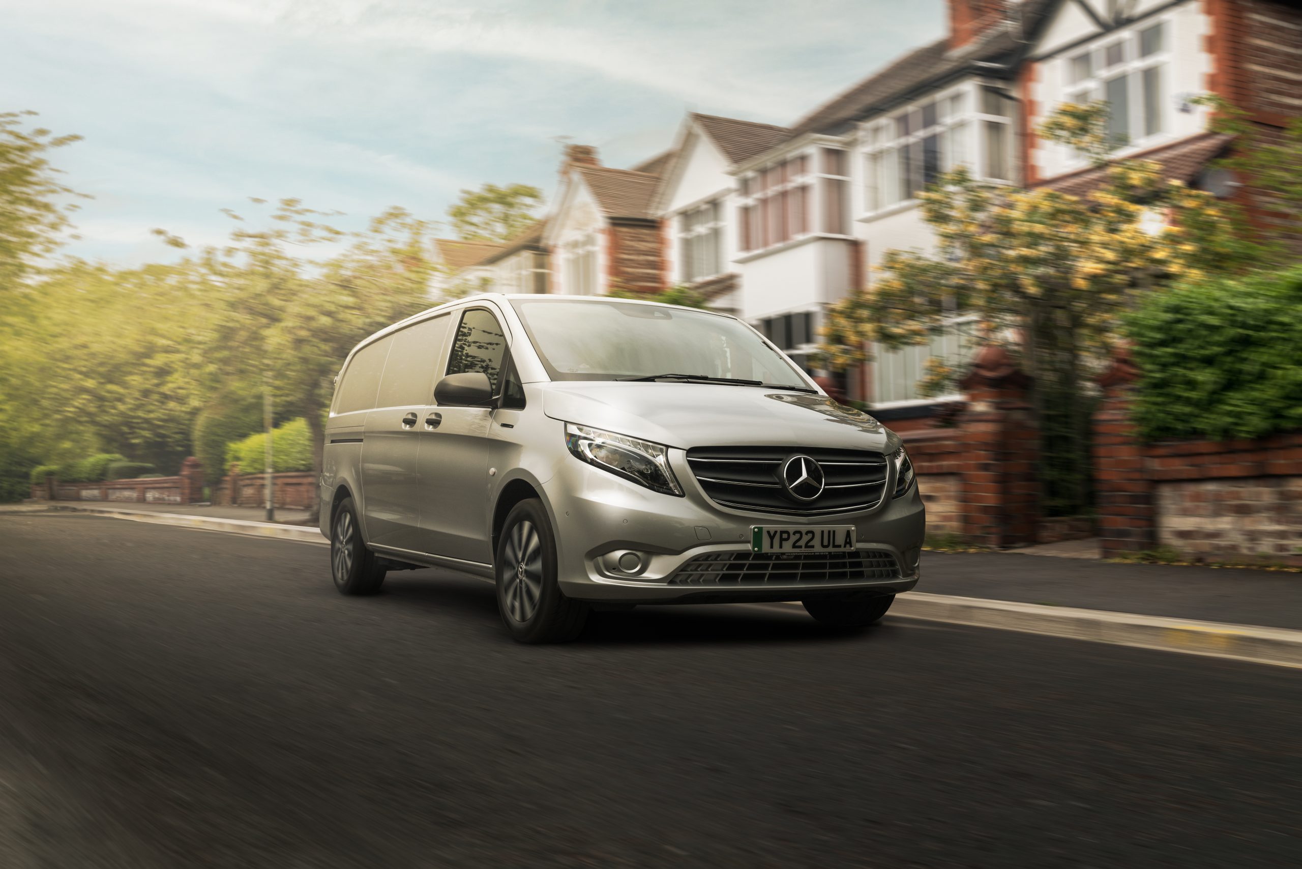 SECAmb to trial fully-electric single responder vehicles - NHS South ...