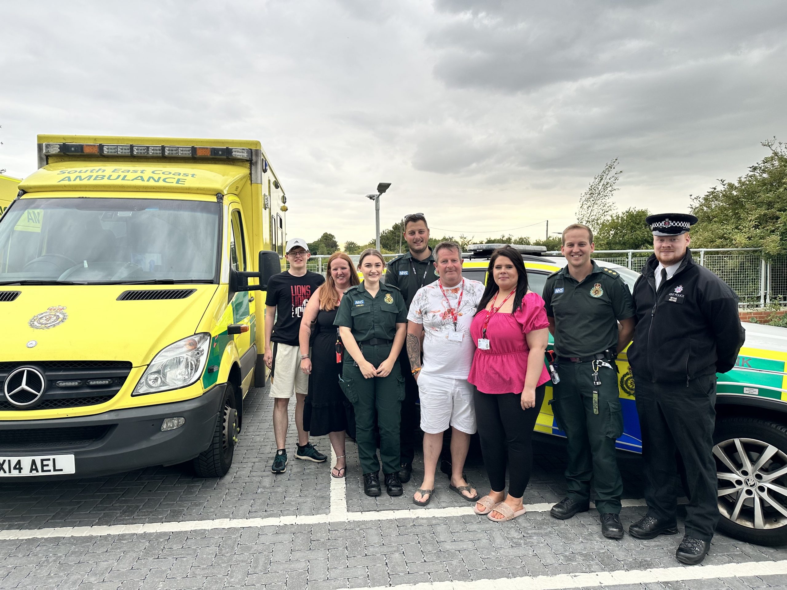 Medway cardiac arrest survivor meets life-saving team - NHS South East ...