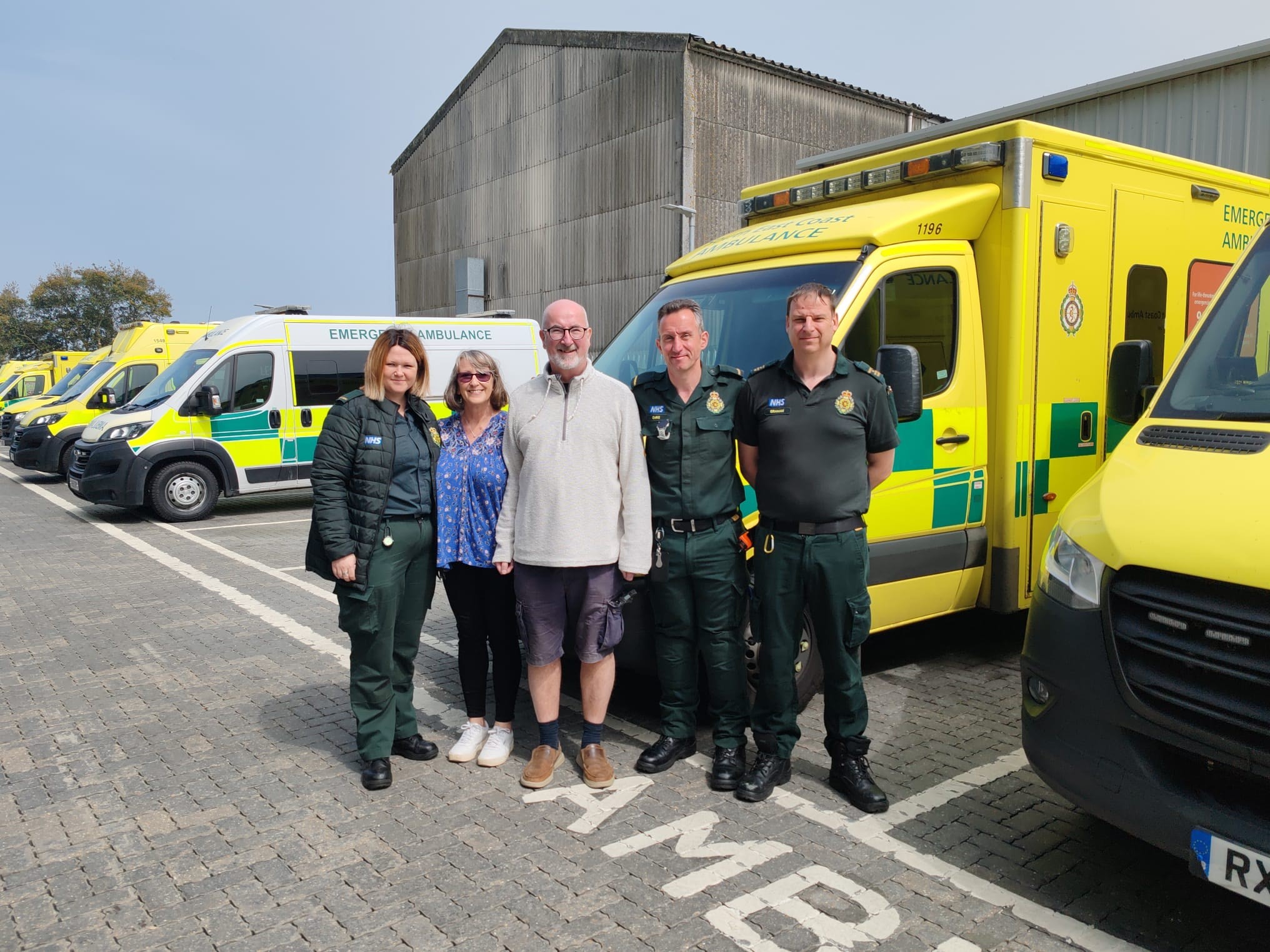 Gillingham runner reunites with off-duty paramedic - NHS South East ...