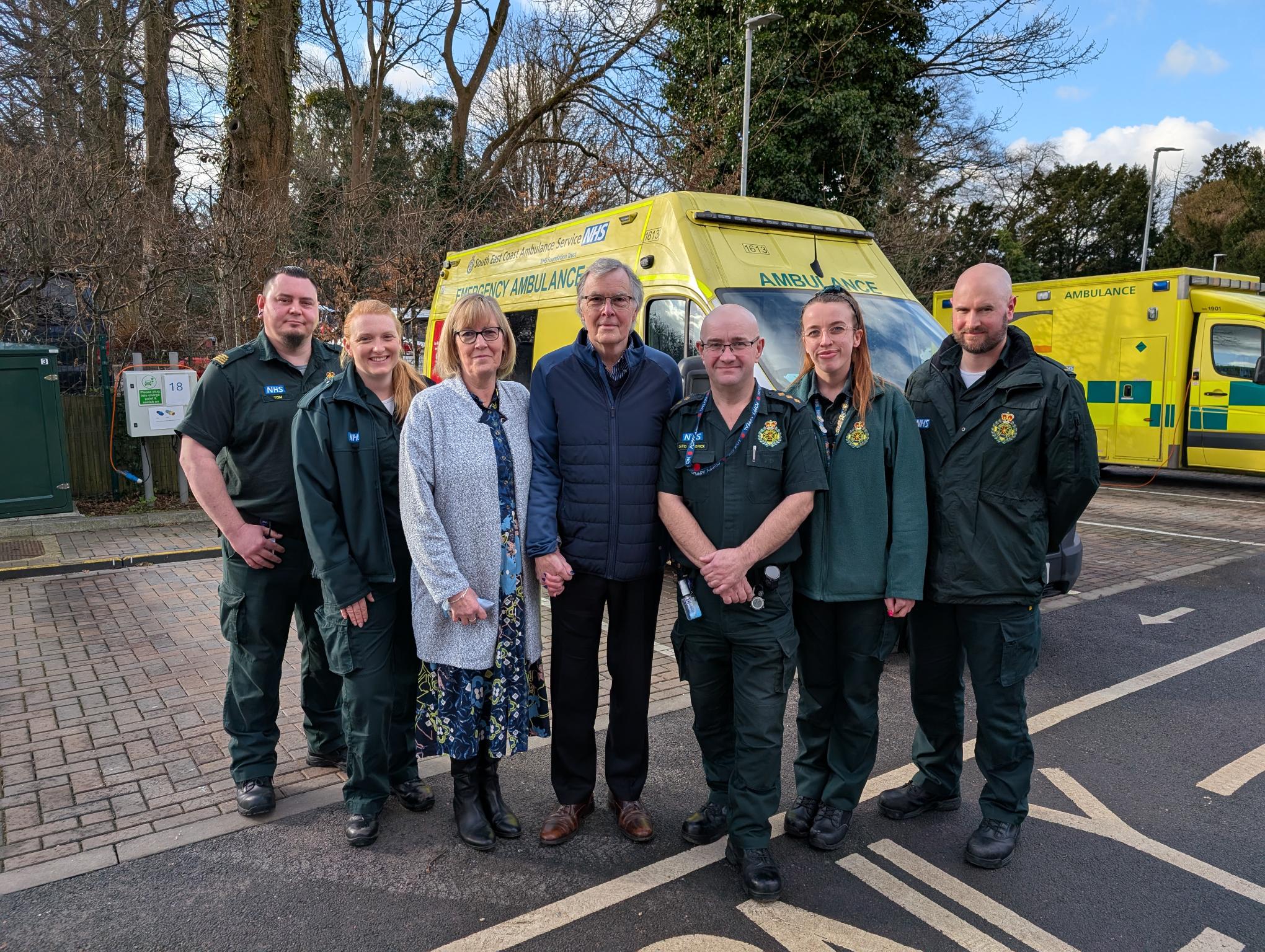 Life-saving doctors urge everyone to learn to save a life - NHS South ...