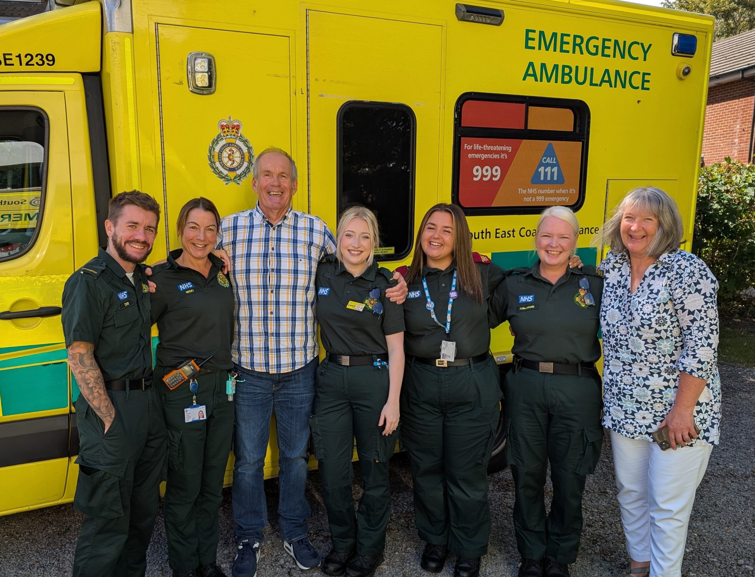 SECAmb crews and brave bystander praised for life-saving response at ...