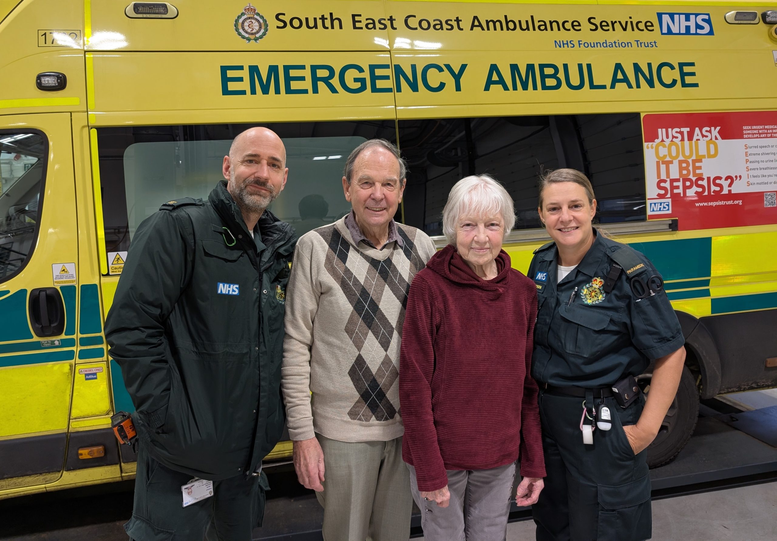 Surrey couple enjoy Diamond celebrations thanks to SECAmb crew - NHS ...