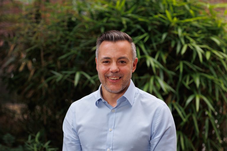 SCAS and SECAmb appoint new Group Chief Executive - NHS South East ...